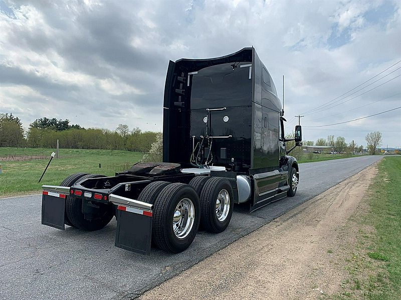 2023 Peterbilt 579 For Sale | 80" Sleeper | #30N783972