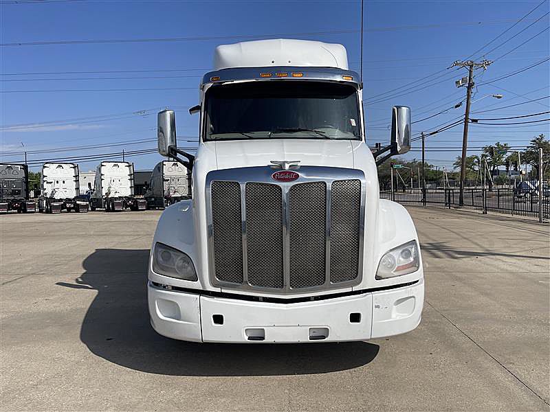2018 Peterbilt 579 (For Sale) | 72" Sleeper | #258371