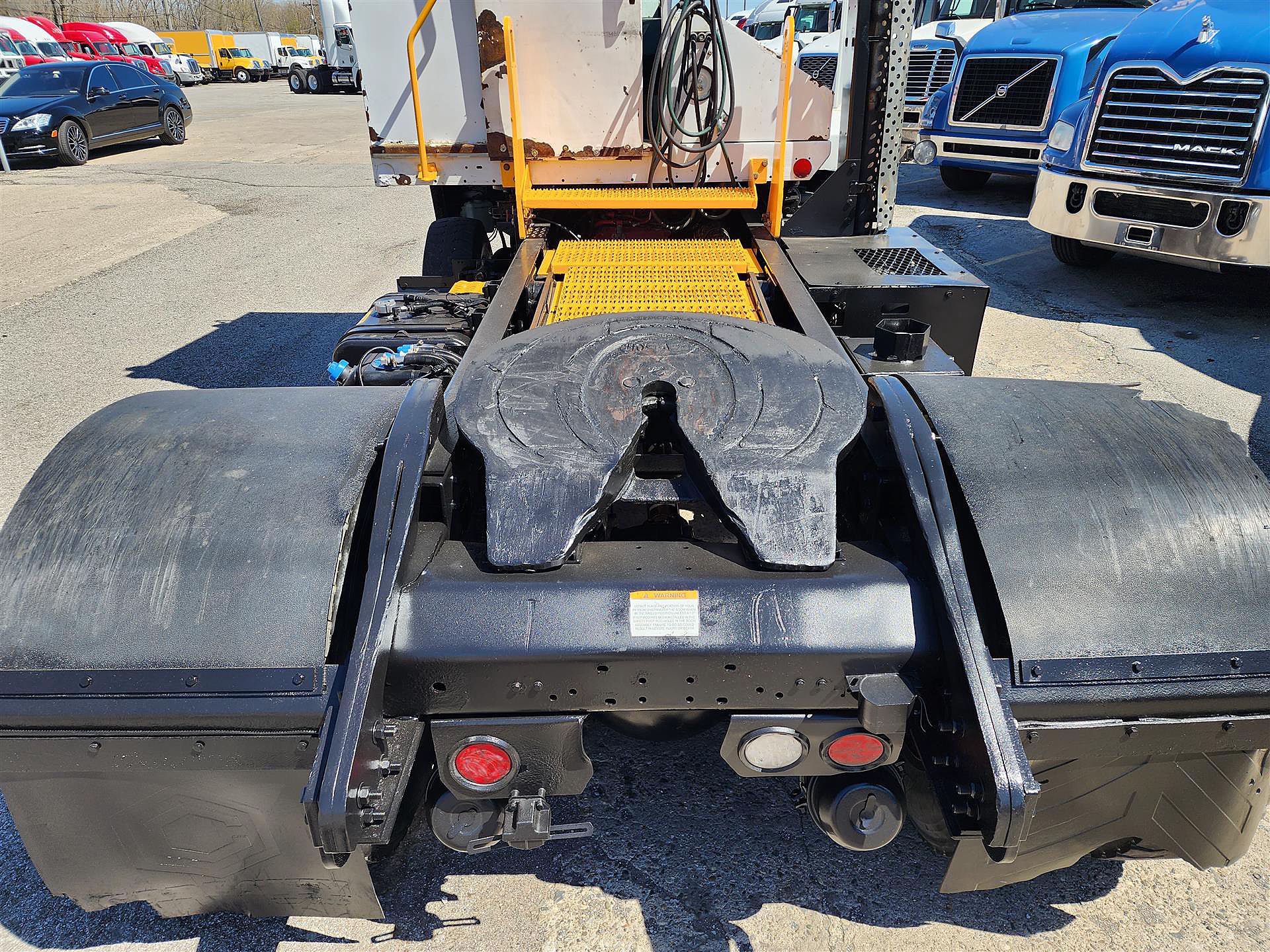 2017 Capacity Sabre 5 (For Sale) | Yard Spotter | #10*22539