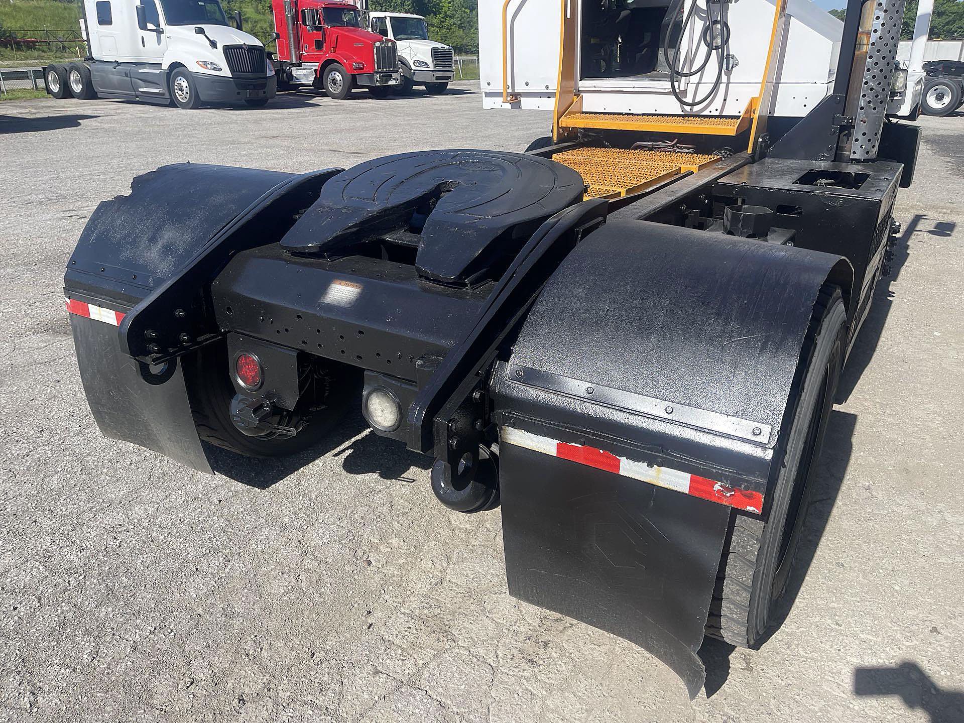 2017 Capacity Sabre 5 (For Sale) | Yard Spotter | #22541