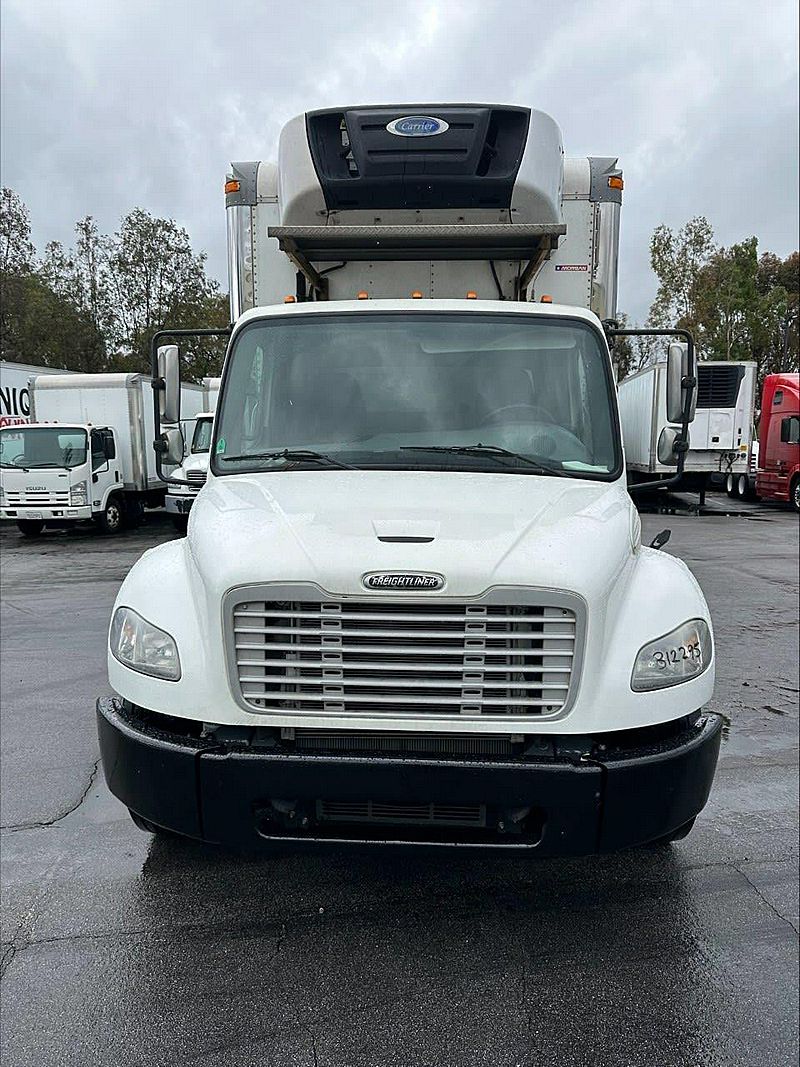2015 Freightliner M2 106 For Sale | 24' Box | #312295