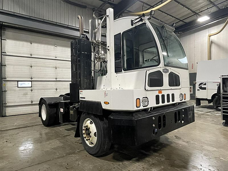 2019 Autocar ACTT42 (For Sale) | Yard Spotter | #QL105
