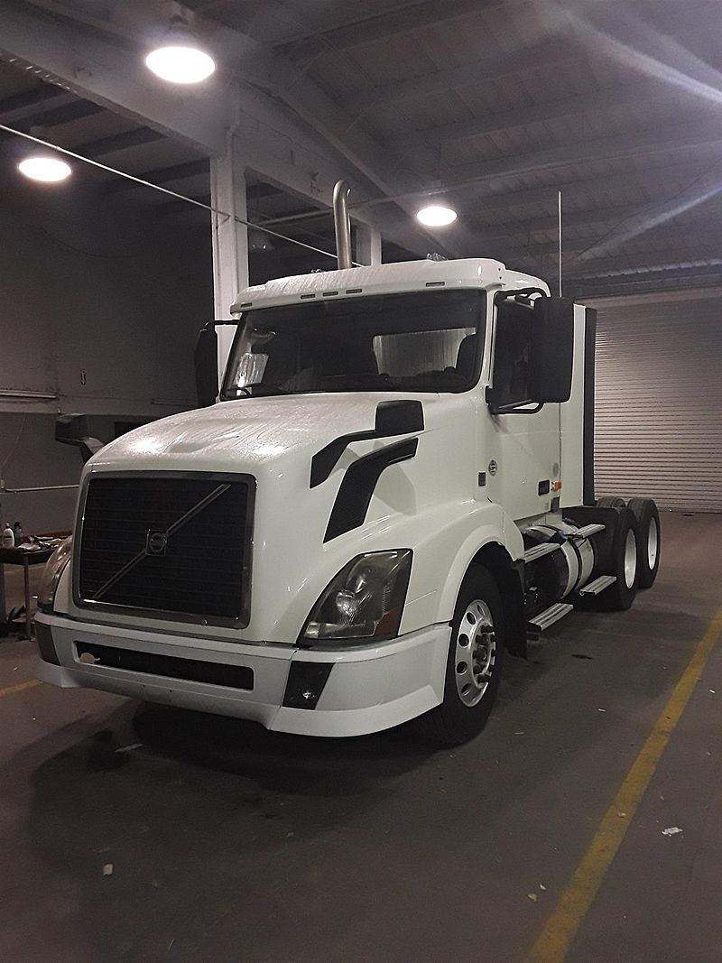 2014 Volvo VNL64T For Sale | Day Cab | #538815