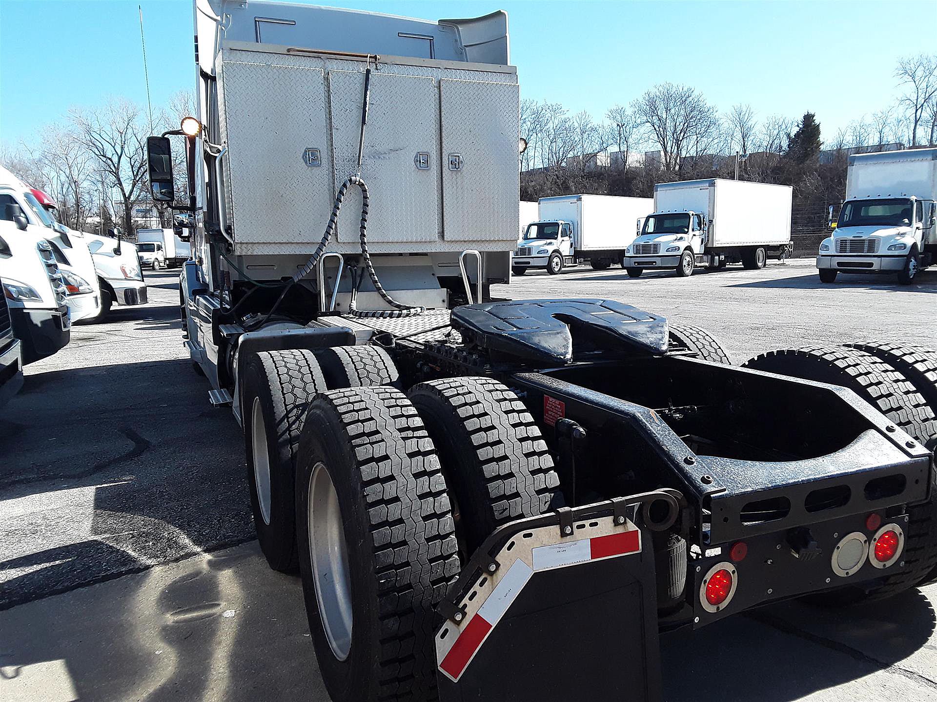 2017 Volvo VNL 630 For Sale | 61" Sleeper | #666030