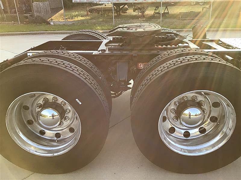 2017 Peterbilt 579 (For Sale) | 72" Sleeper | #258321