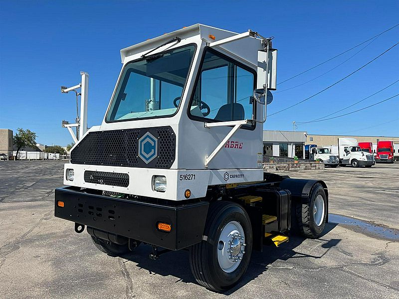 2016 Capacity Sabre For Sale | Yard Spotter | #U9468