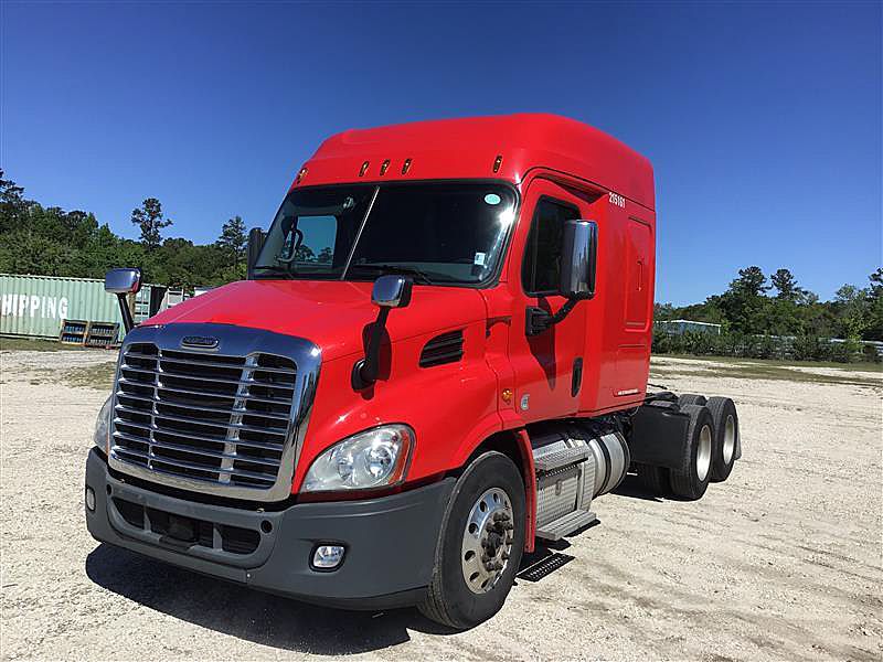 2015 Freightliner CASCADIA (For Sale) | 60" Sleeper | #258493