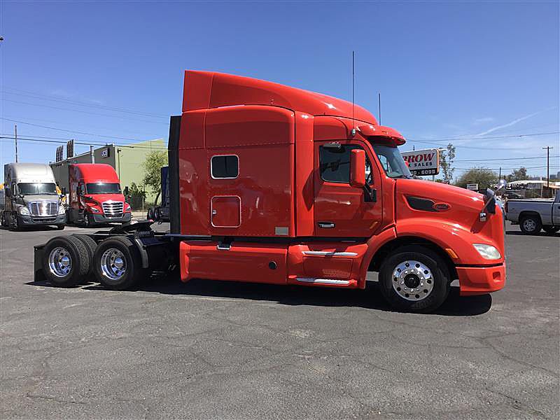 2017 Peterbilt 579 For Sale | 80" Sleeper | #258495