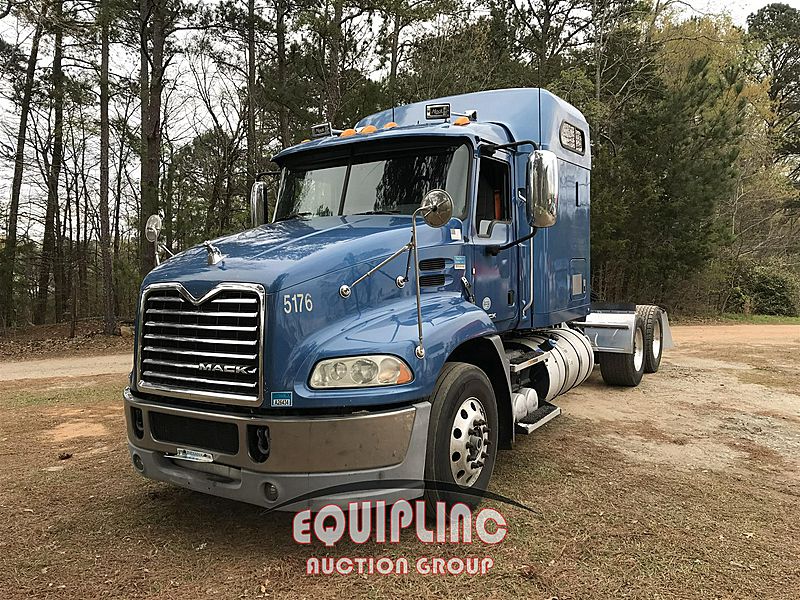 2015 Mack Pinnacle CXU613 (For Sale) | Sleeper Truck | With Video | # ...