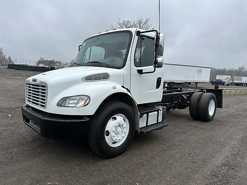 2015 Freightliner M2 (For Sale) | Cab & Chassis | Non CDL | #9298