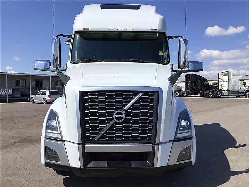 2019 Volvo VNL 760 (For Sale) | 70" Sleeper | #258451