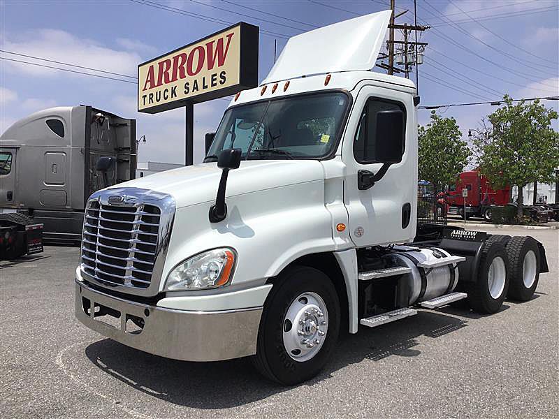 2017 Freightliner CASCADIA (For Sale) | NON Sleeper | #258566