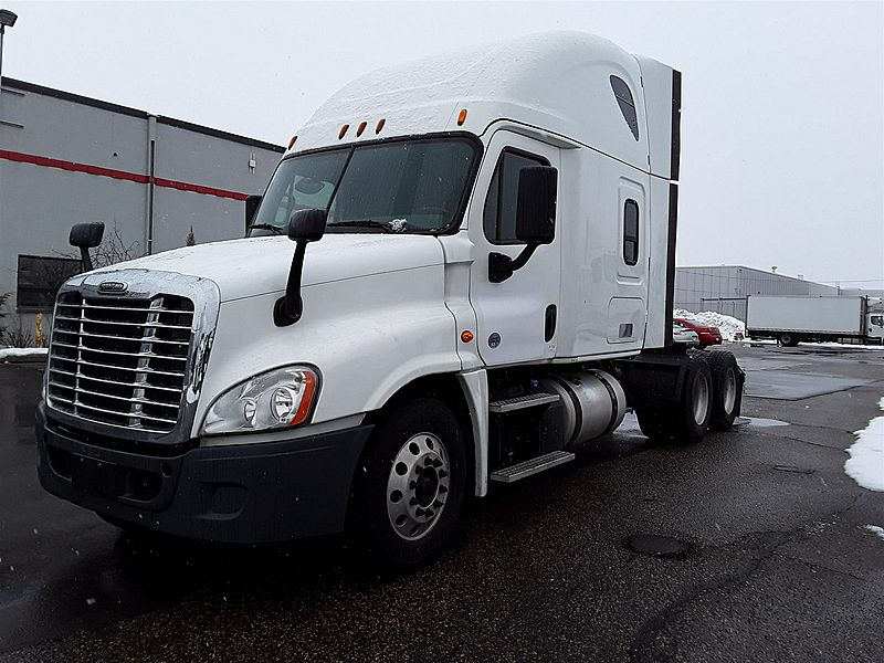 2015 Freightliner CASCADIA 125 For Sale | 72" Sleeper | #309406