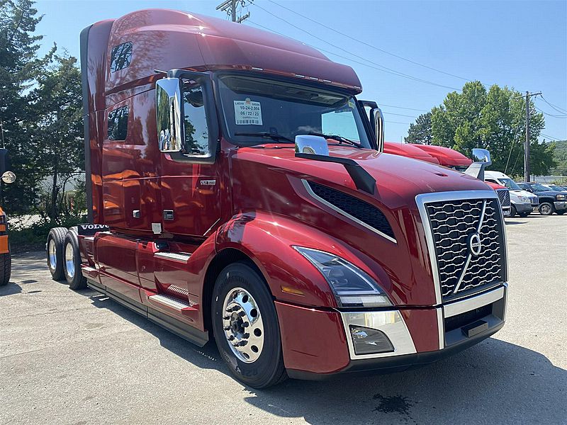 2024 Volvo VNL 760 (For Sale) | 70" Sleeper | #RV-1041