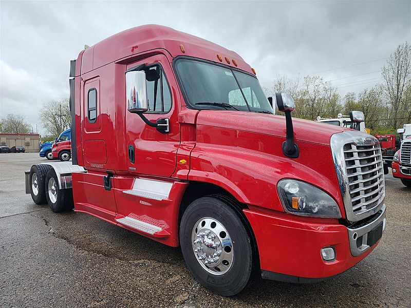 2015 Freightliner Cascadia Evolution (For Sale) | 60" Sleeper | #22561
