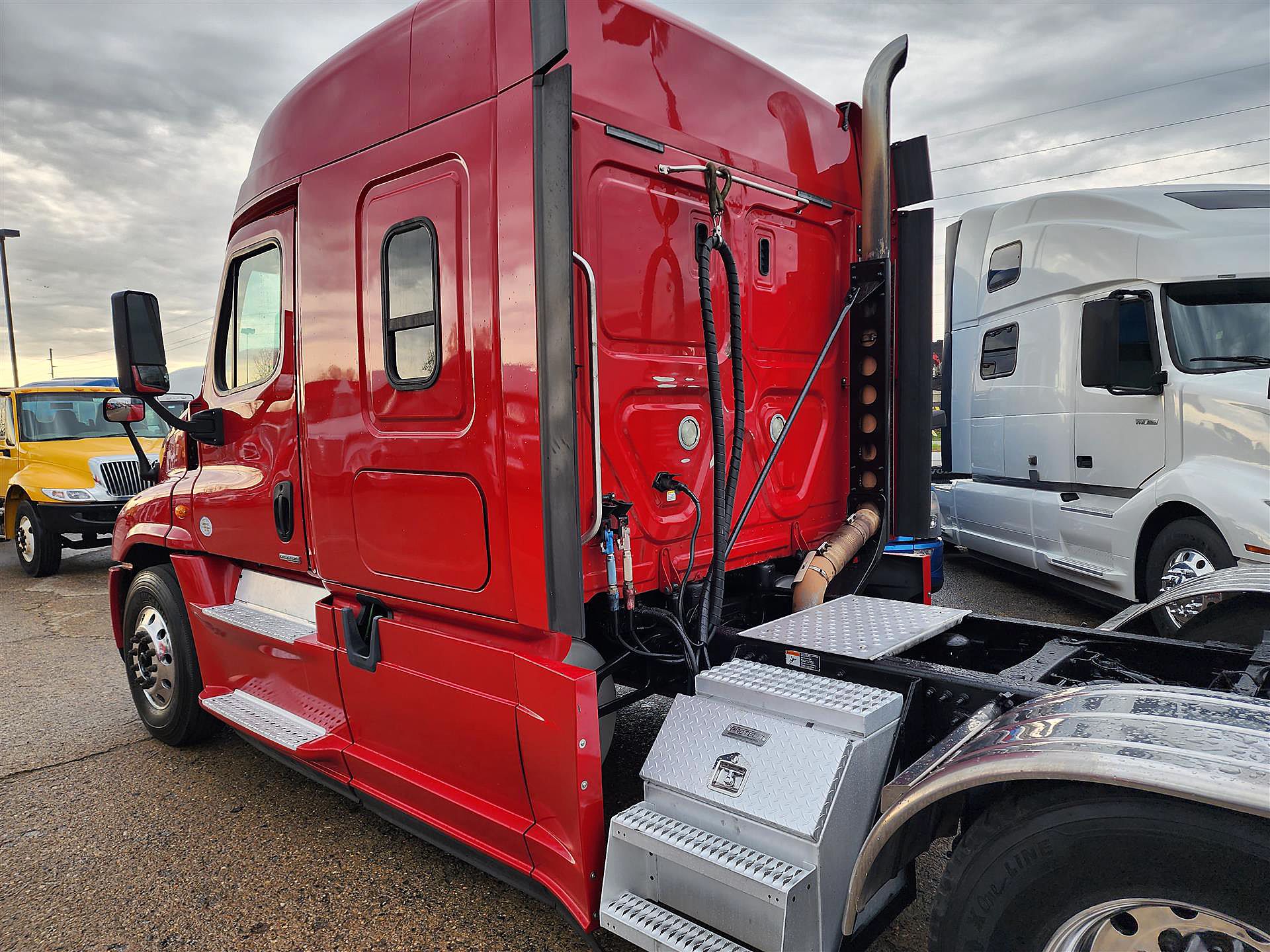 2018 Freightliner Cascadia Evolution For Sale | 60" Sleeper | #10*22566