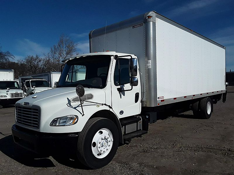 2015 Freightliner M2 106 (For Sale) | 26' Box | Non CDL | #341920