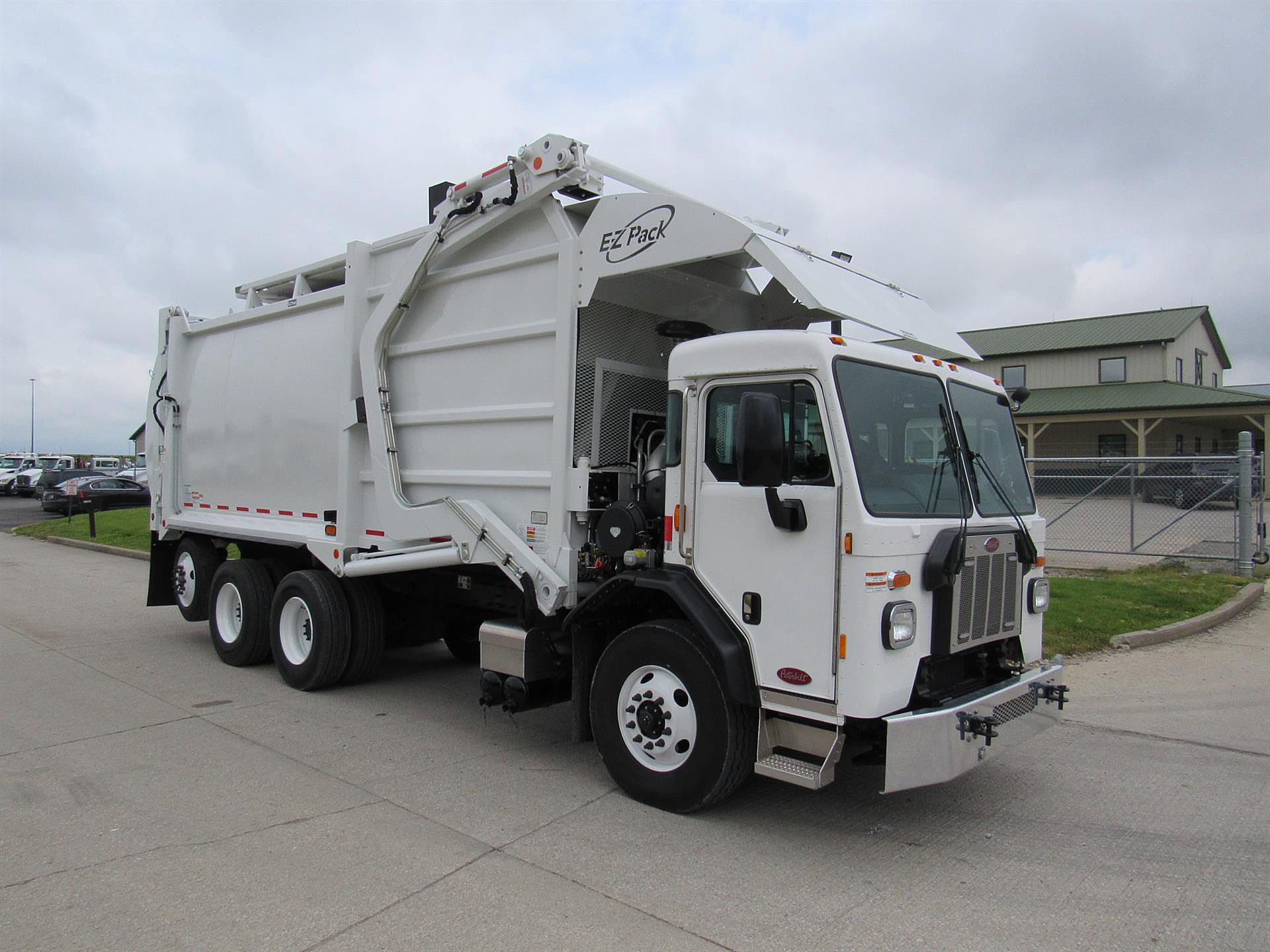 2024 Peterbilt 520 (For Sale) | Front Loader | #RF114665