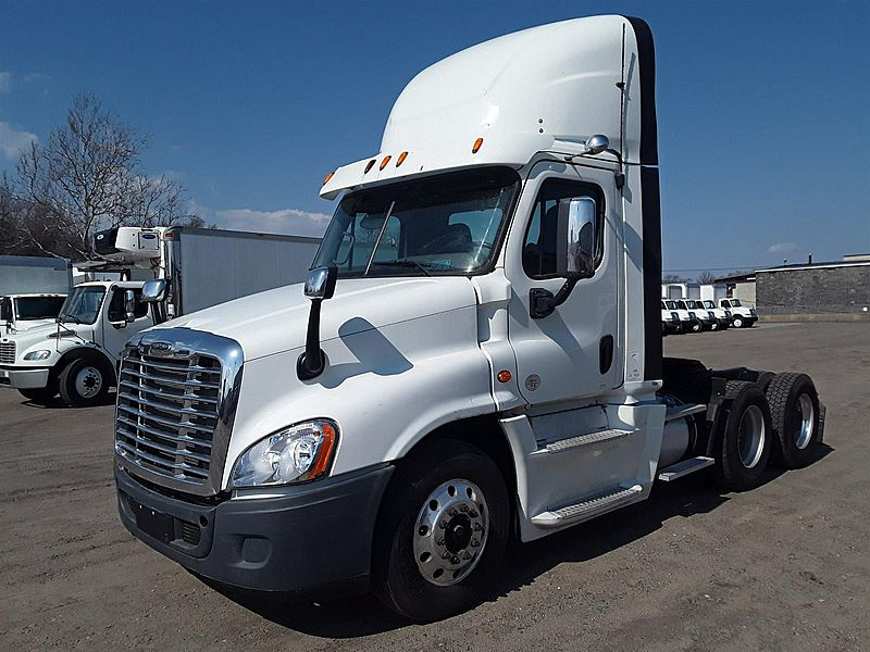2015 Freightliner CASCADIA 125 For Sale | Day Cab | #333520