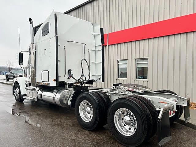 2022 Freightliner Coronado 122 (For Sale) | 70" Sleeper | #5469W