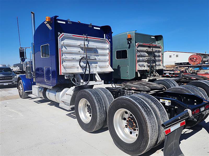 2019 Peterbilt 389 For Sale | 76" Sleeper | #258617