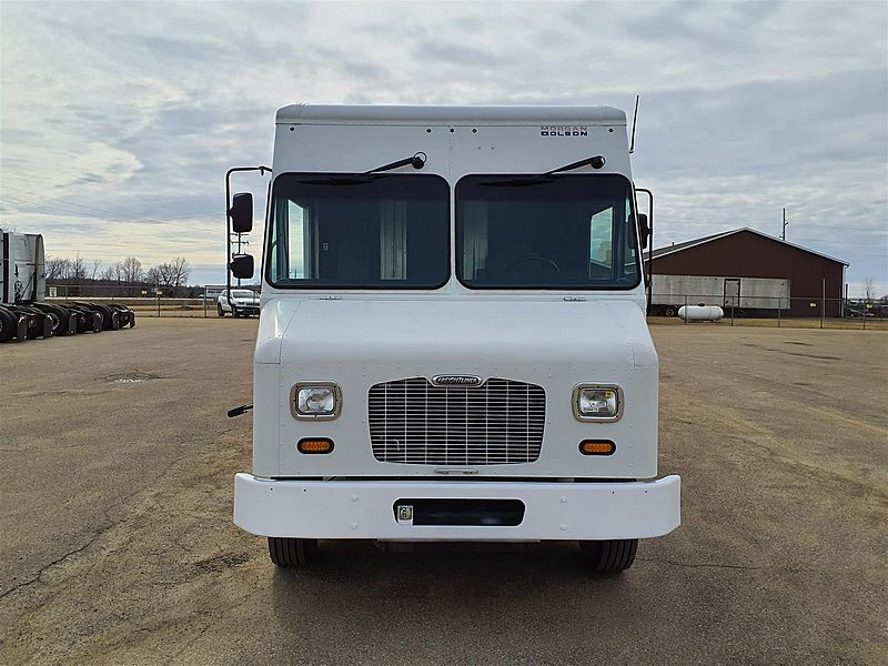 2015 Freightliner MT55 CHASSIS For Sale | 22' Box | Non CDL | #356475