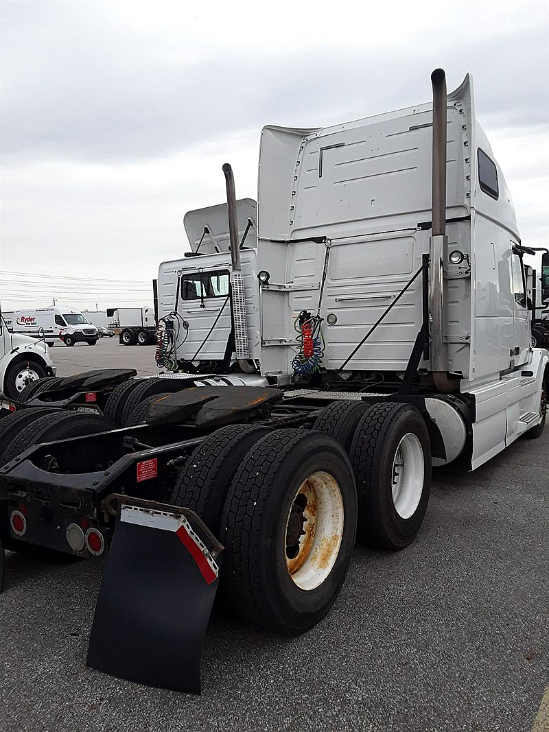 2016 Volvo VNL64T For Sale | 61" Sleeper | #394064