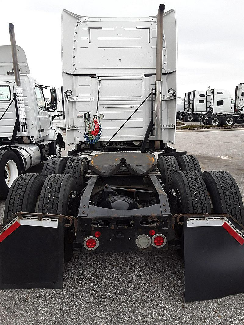 2016 Volvo VNL64T For Sale | 61" Sleeper | #394064