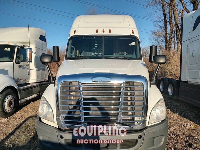 2015 Freightliner CASCADIA (For Sale) | Sleeper Truck | #EXGC0109
