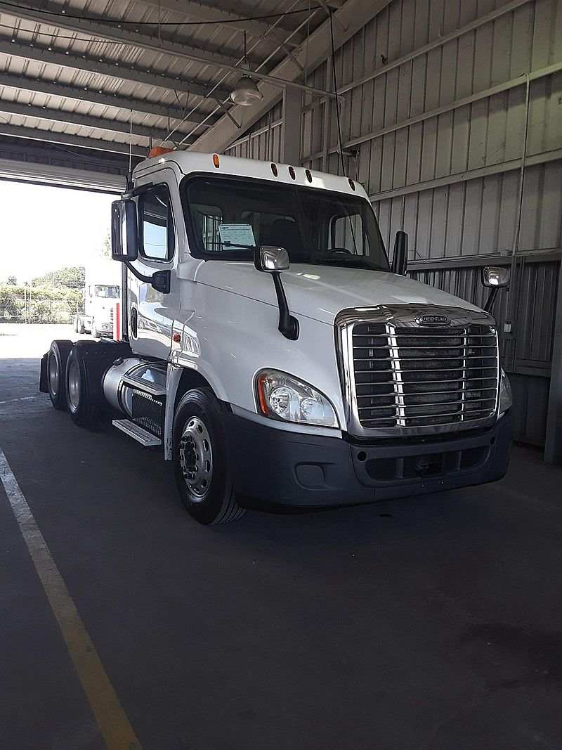 2015 Freightliner CASCADIA 125 (For Sale) | Day Cab | #325476