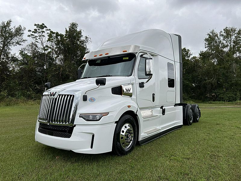 2024 Western Star 57X For Sale | 72" Sleeper | #VE3832