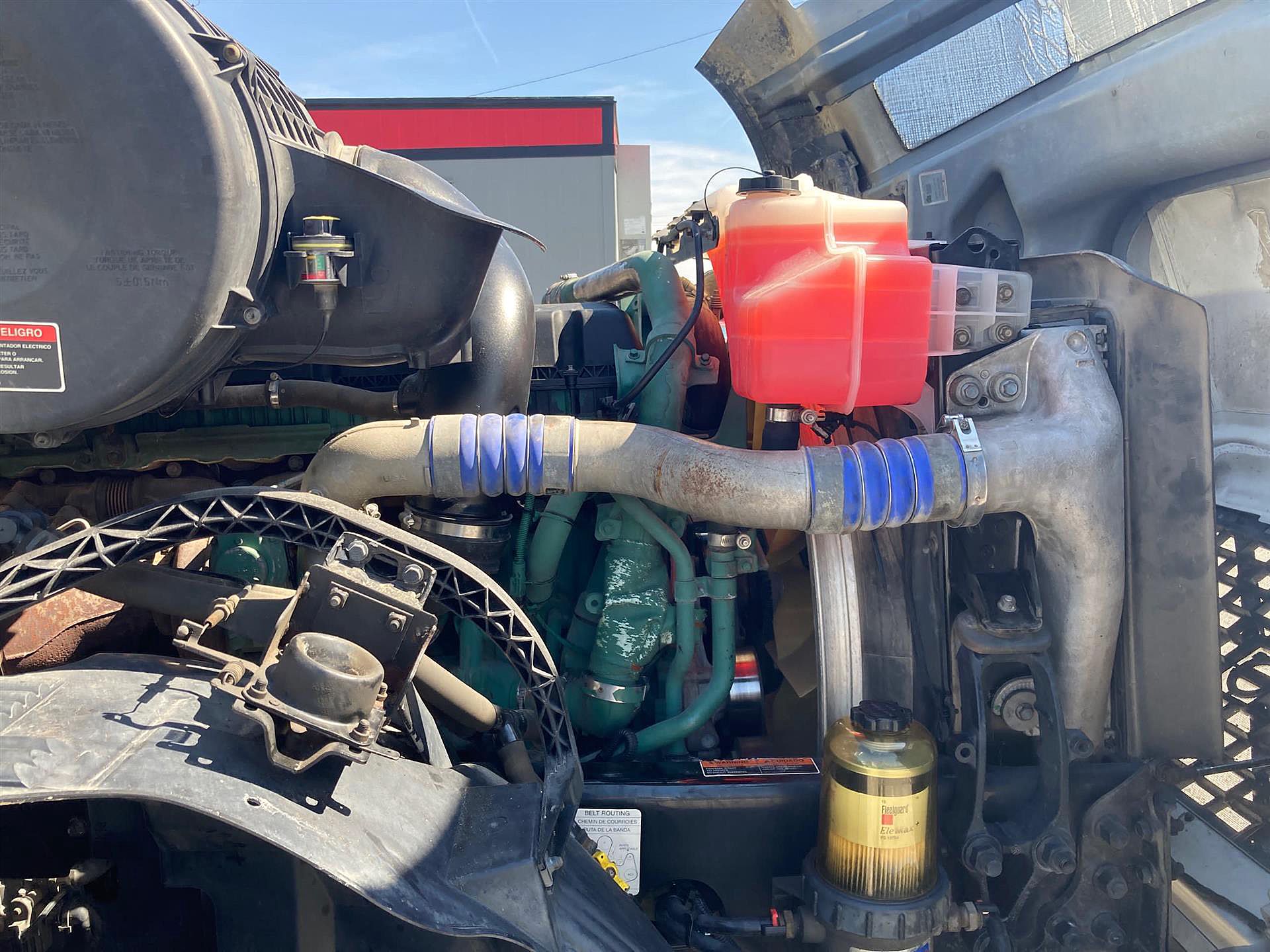 2017 Volvo VNL 630 For Sale | 61" Sleeper | #666082