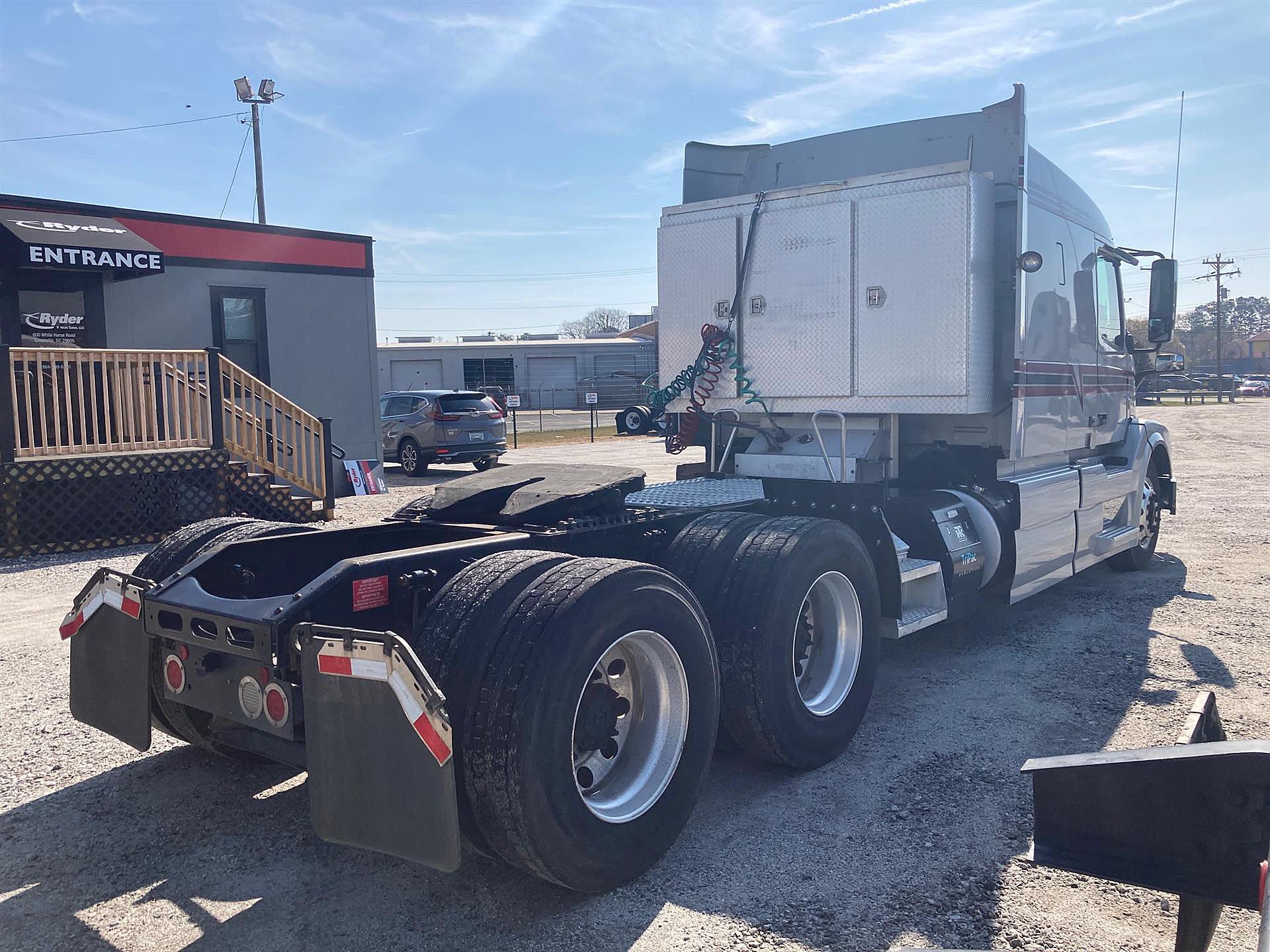 2017 Volvo VNL 630 For Sale | 61" Sleeper | #666082