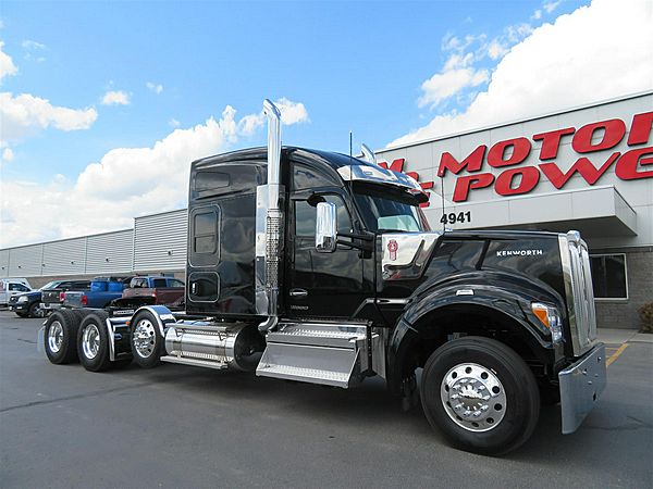 2024 Kenworth W990 (For Sale) | 76" Sleeper | #336793 * Stock