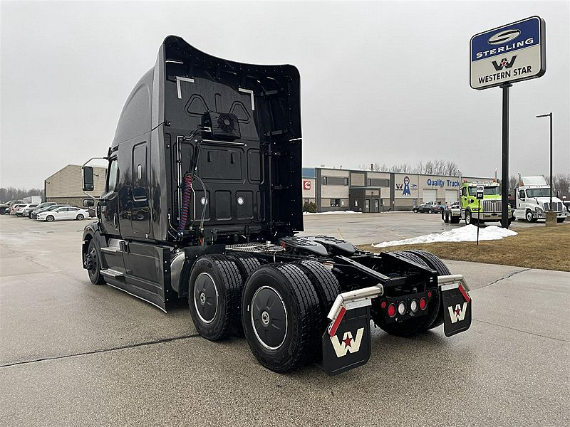2024 Western Star For Sale | 72" Sleeper | #13515WH