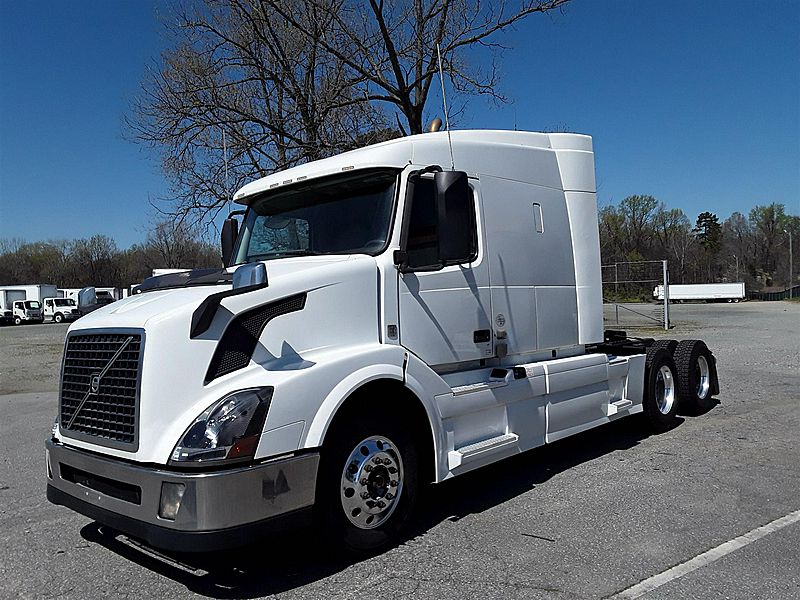 2016 Volvo VNL64T For Sale | 61" Sleeper | #316458