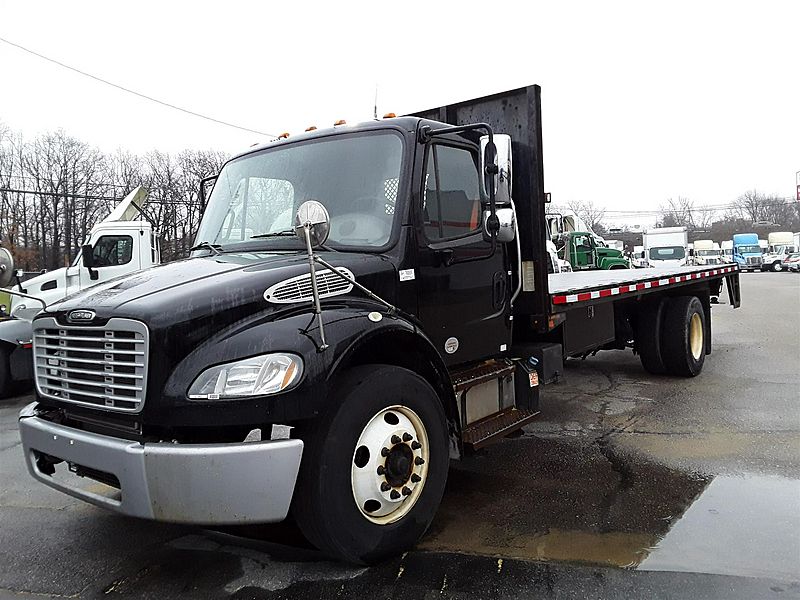 2017 Freightliner M2 106 (For Sale) | Flatbed | Non CDL | #670960