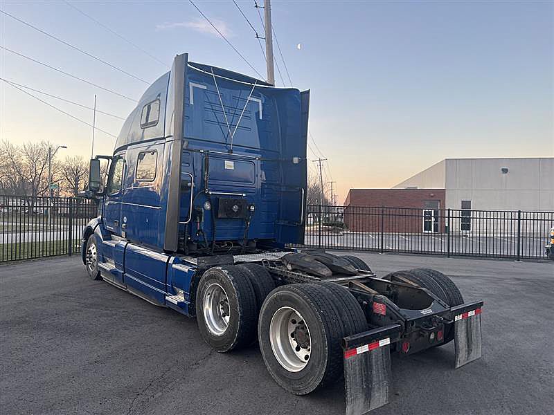 2020 Volvo VNL 860 For Sale | 77" Sleeper | #258808