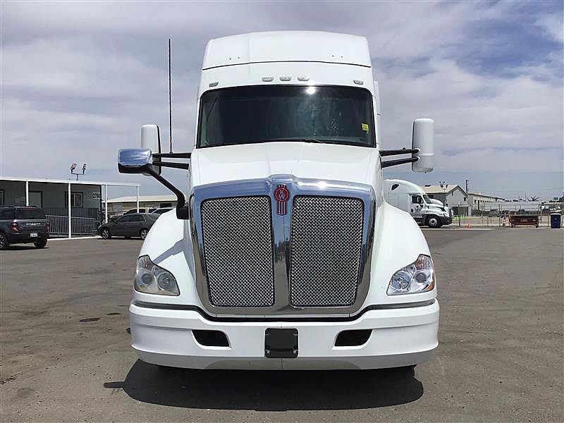 2018 Kenworth T680 For Sale | 52" Sleeper | #258799