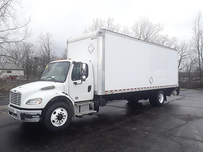 2017 Freightliner M2 106 For Sale | 26' Box | #674738
