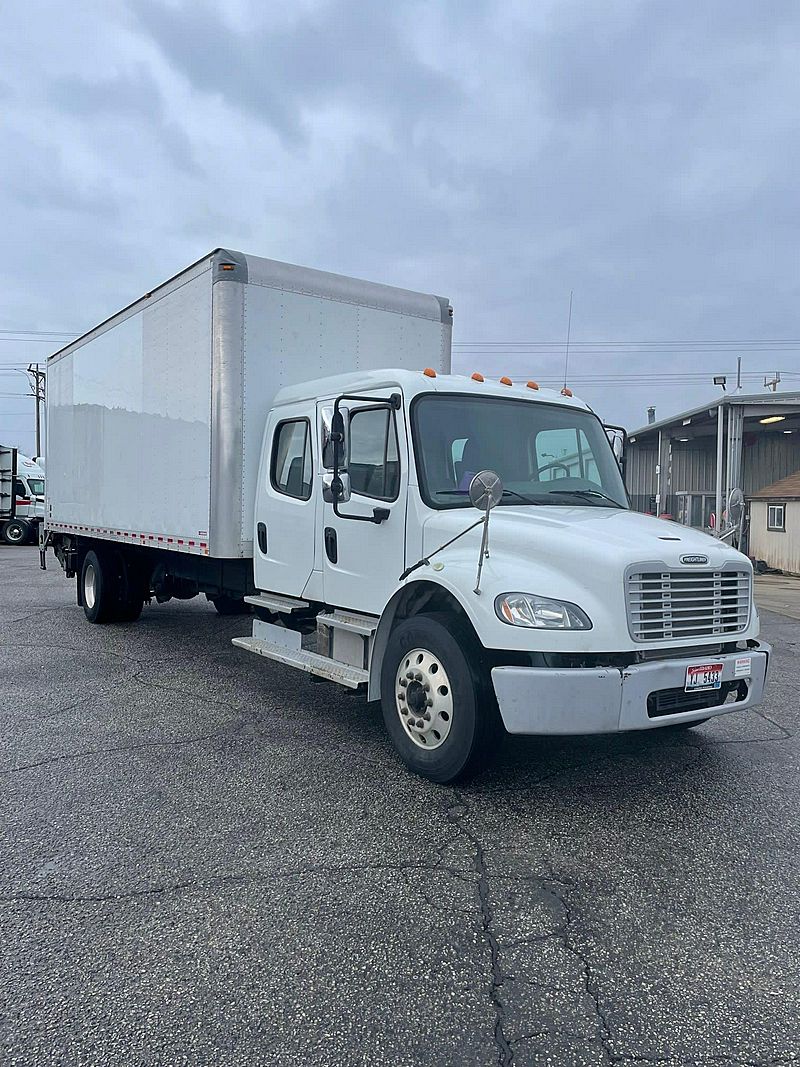 2017 Freightliner M2 106 For Sale | 24' Box | Non CDL | #670665