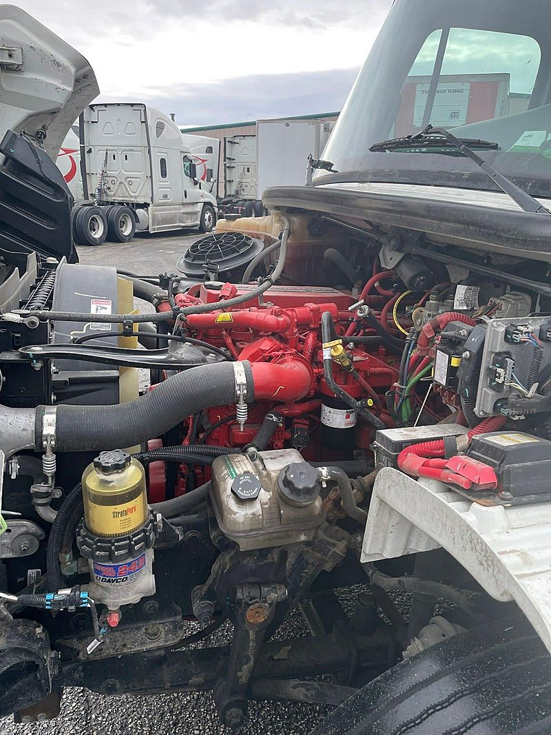2017 Freightliner M2 106 For Sale | 24' Box | Non CDL | #670665