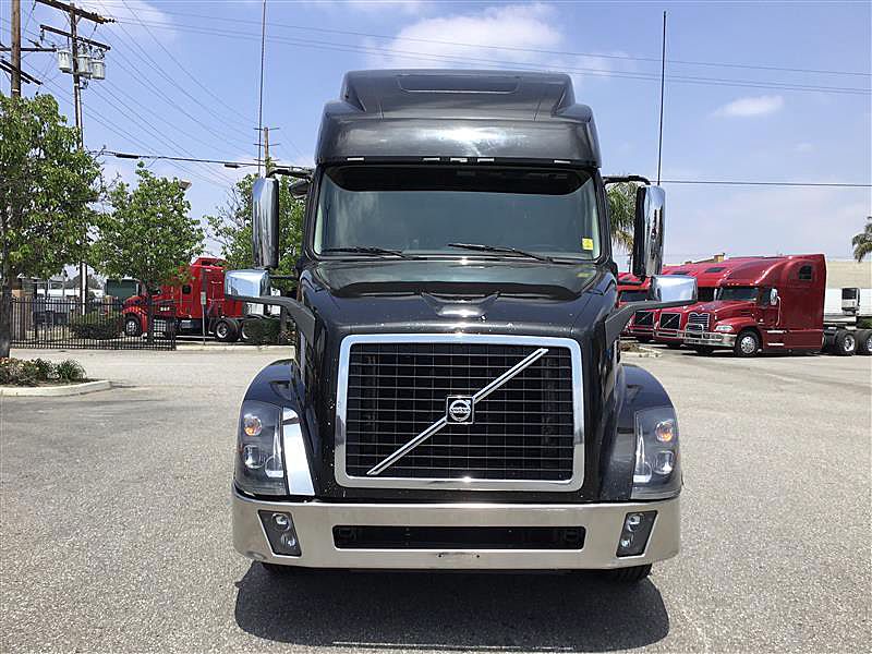 2018 Volvo VNL 780 For Sale | 77" Sleeper | #258816
