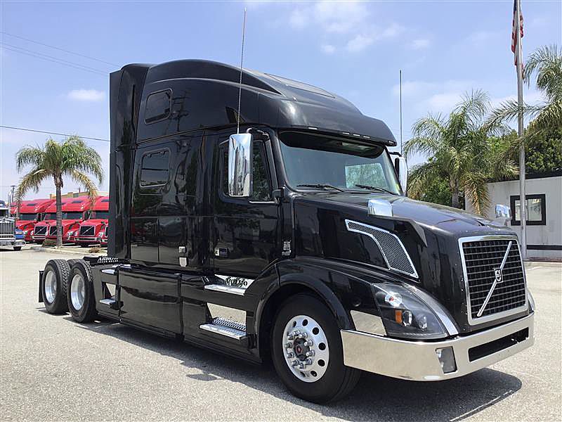 2018 Volvo VNL 780 For Sale | 77" Sleeper | #258816