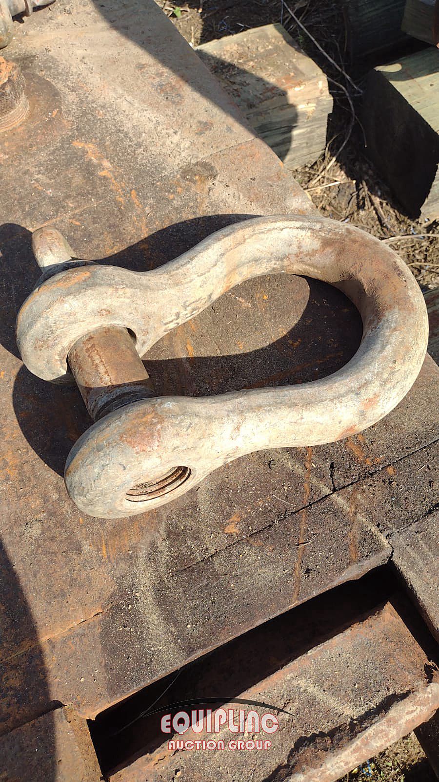 35 TON SHACKLE (For Sale) | Misc Equipment | #MC132