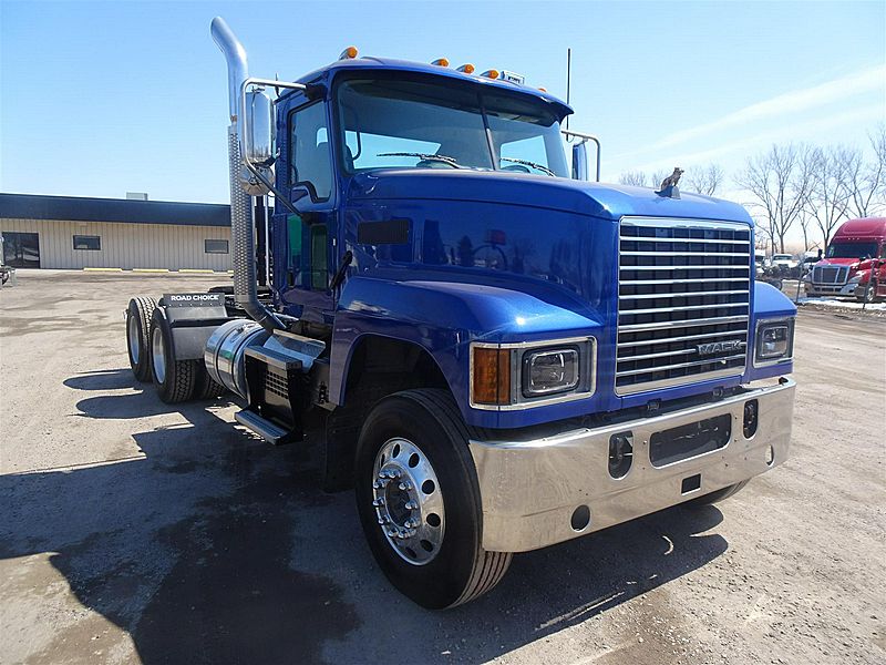 2020 Mack Pinnacle pi64t (For Sale) | Day Cab | #10136