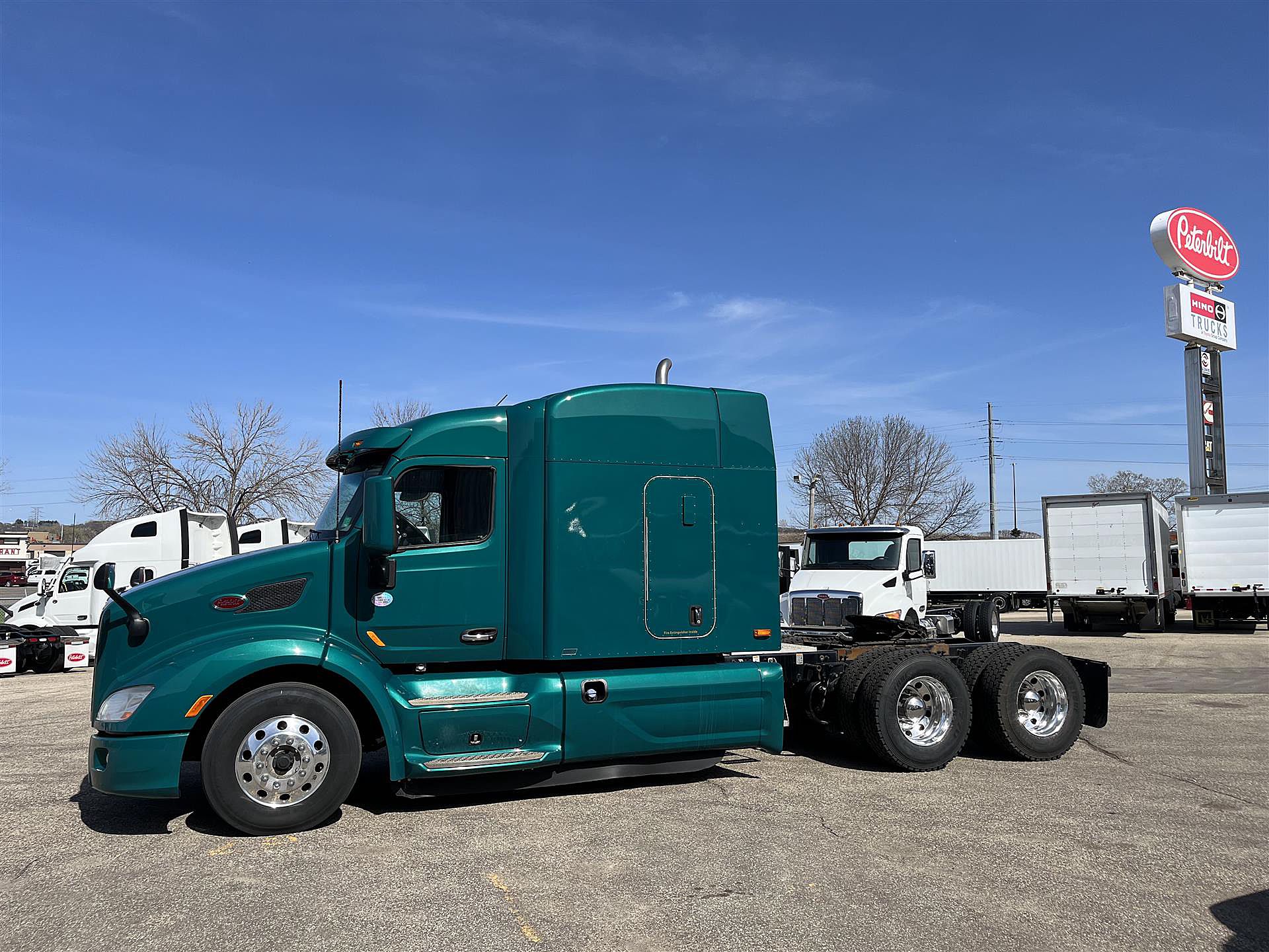 2018 Peterbilt 579 (For Sale) | 72" Sleeper | #30N462535