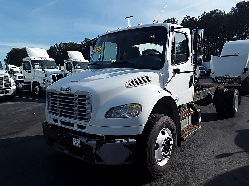 2014 Freightliner M2 106 For Sale | Box Van | #524543