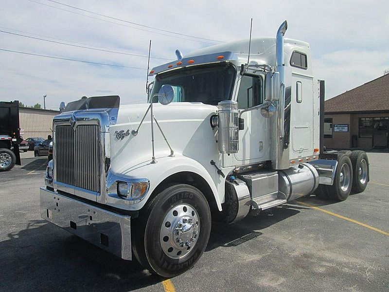 2016 International 9900i (For Sale) | Sleeper Truck | #S31398