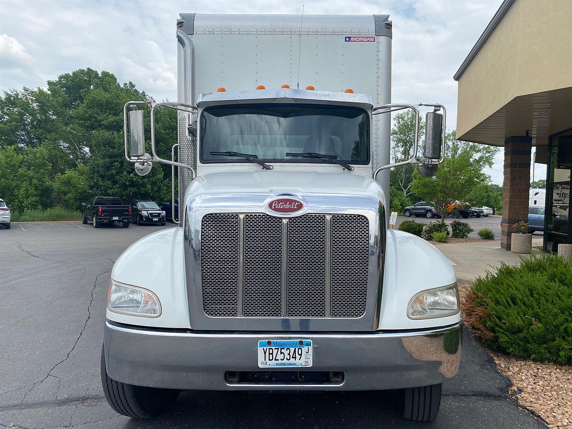 2016 Peterbilt 337 For Sale | 26' | Non CDL | #780460